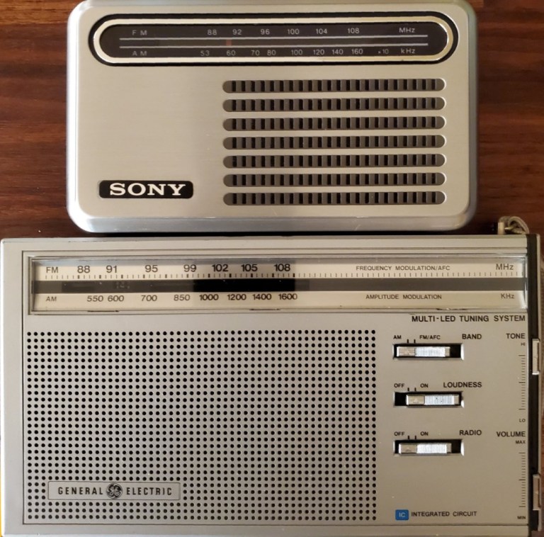 GE 7-2865A & Sony TFM-6100W | radiojayallen